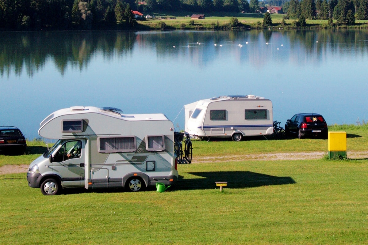 De verschillen tussen een camper en caravan | ACSI Eurocampings Blog